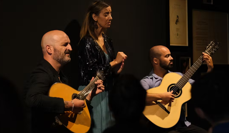 파두 공연 - Ideal Clube de Fado - 트래블포레스트